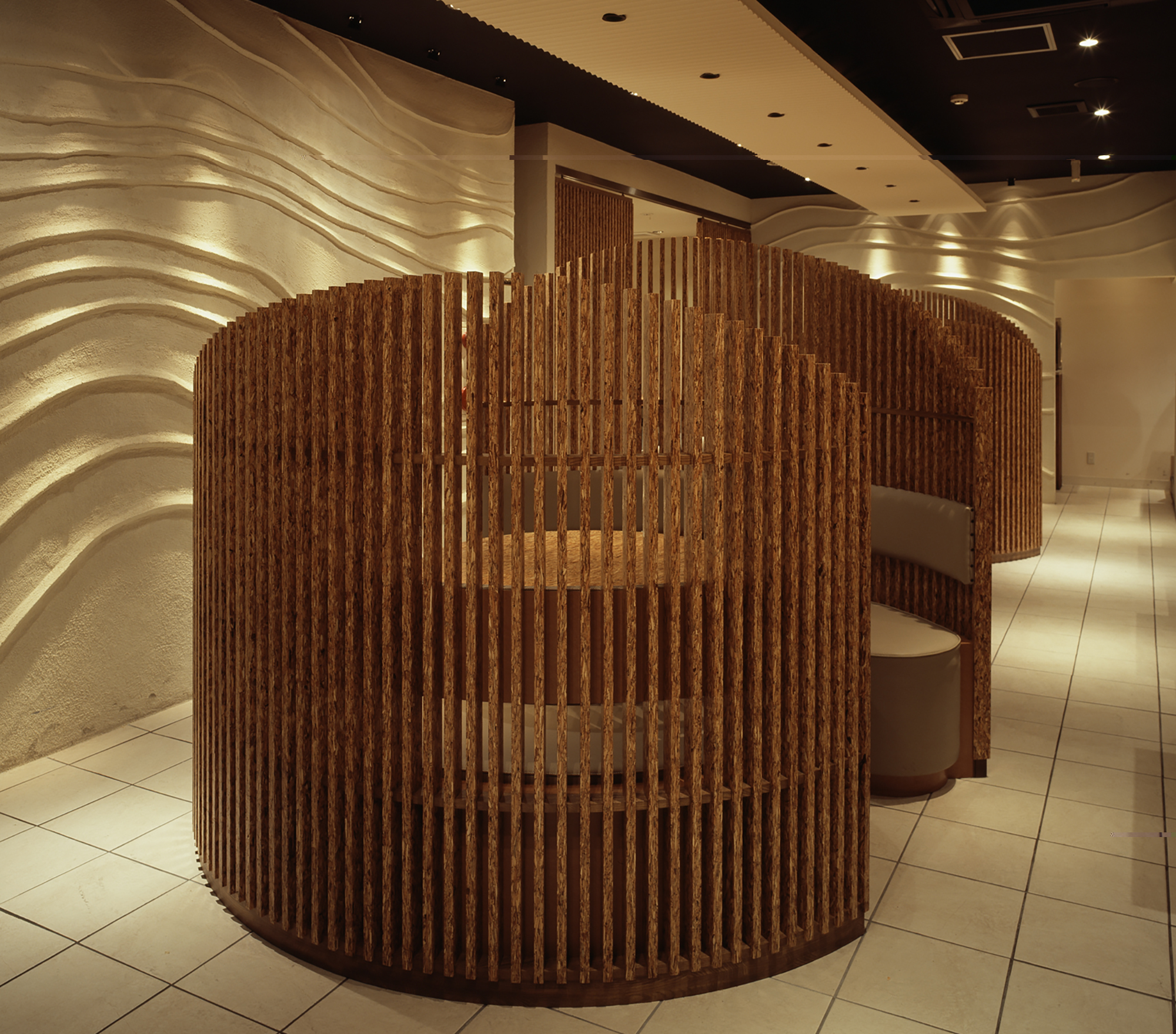 Grand Dining ON | PHIL DESIGN/フィルデザイン